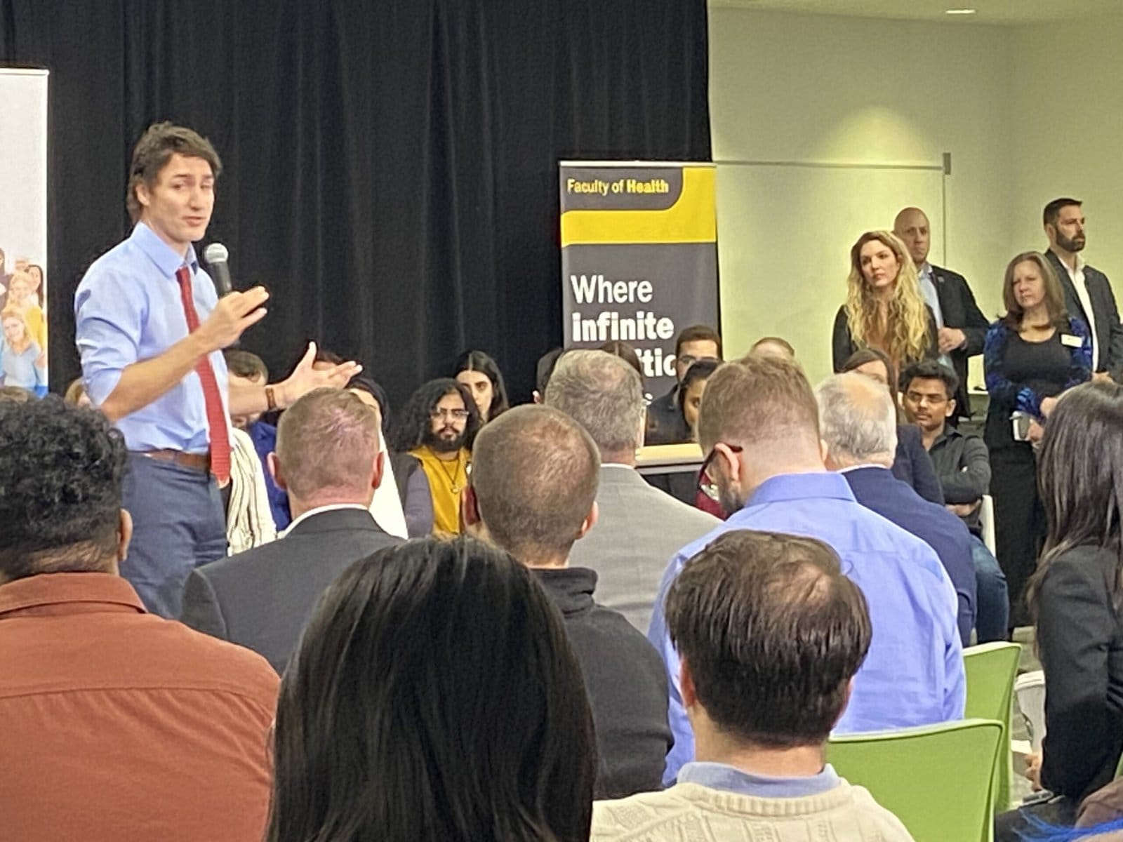 Prime minister visits Dal, defends rising international student tuition ...